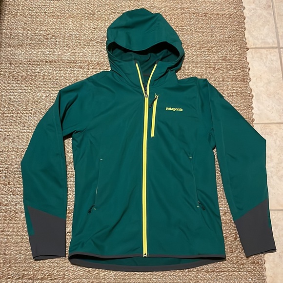 Patagonia | Jackets & Coats | Patagonia Softshell Jacket | Poshmark